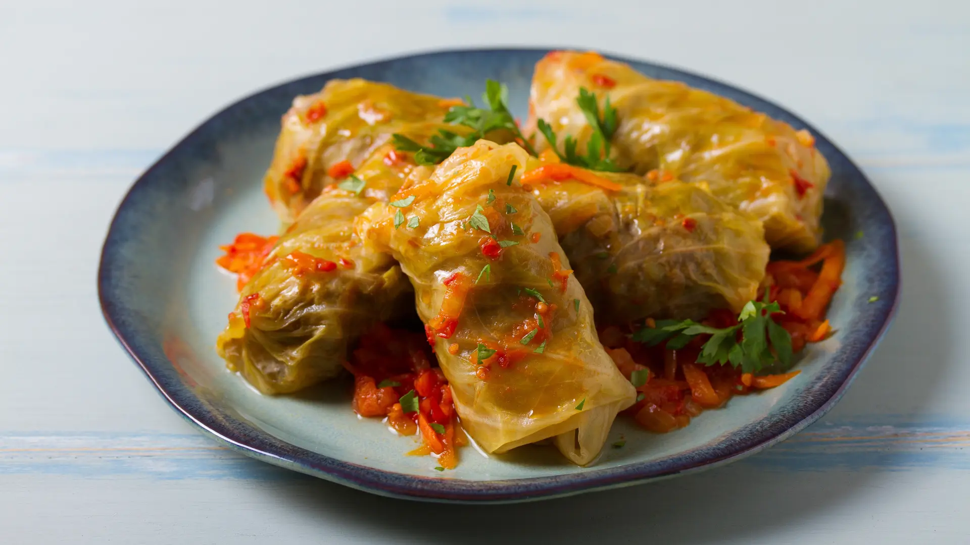 Zaboravite sve što ste znali: Ovaj tajni sastojak čini posnu sarmu neodoljivom